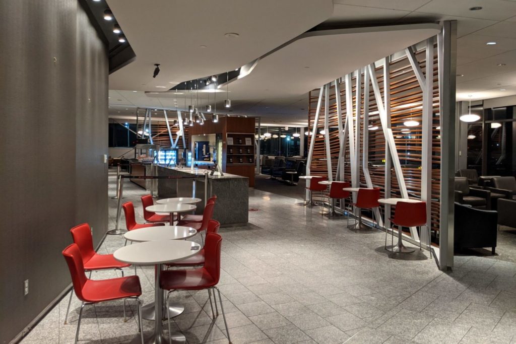 How to Access Air Canada Maple Leaf Lounges | Prince of Travel