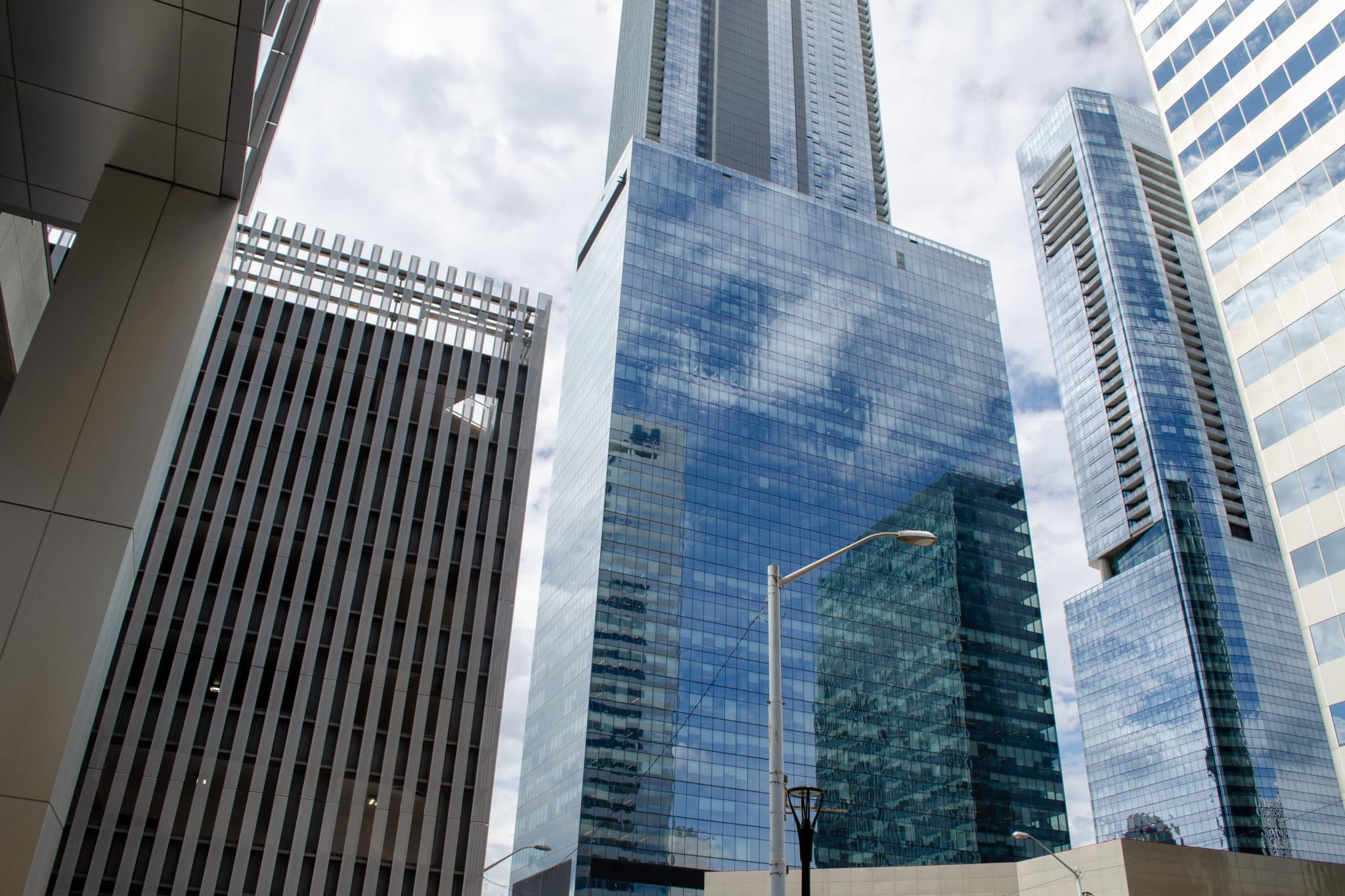 Review: Delta Edmonton Centre Suites | Prince of Travel