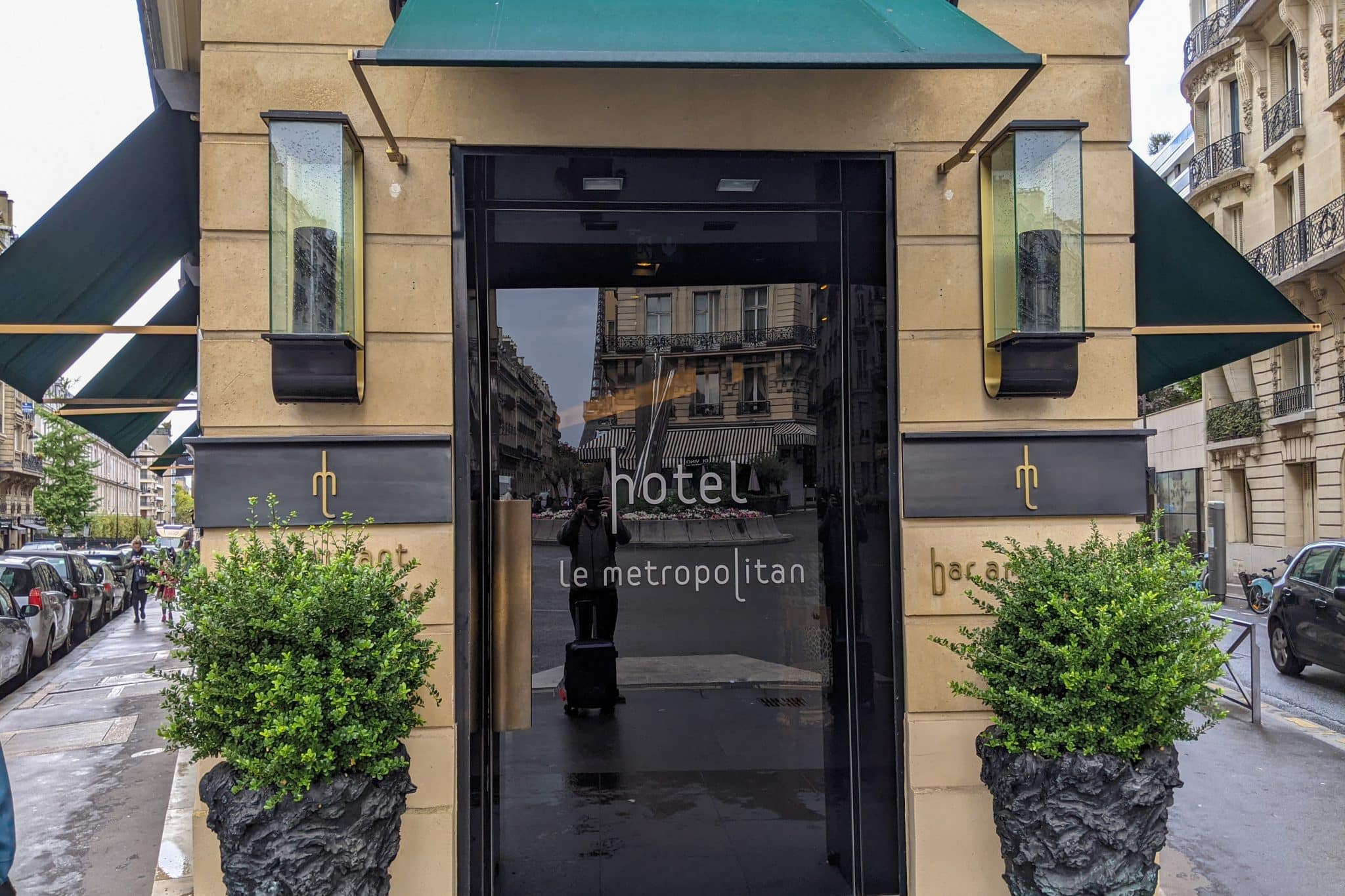 Review: Le Metropolitan, Paris Tour Eiffel, Marriott Tribute Portfolio ...