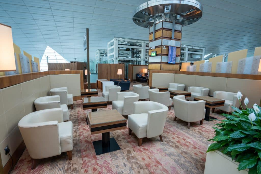 The Complete Guide to Emirates First Class | Prince of Travel