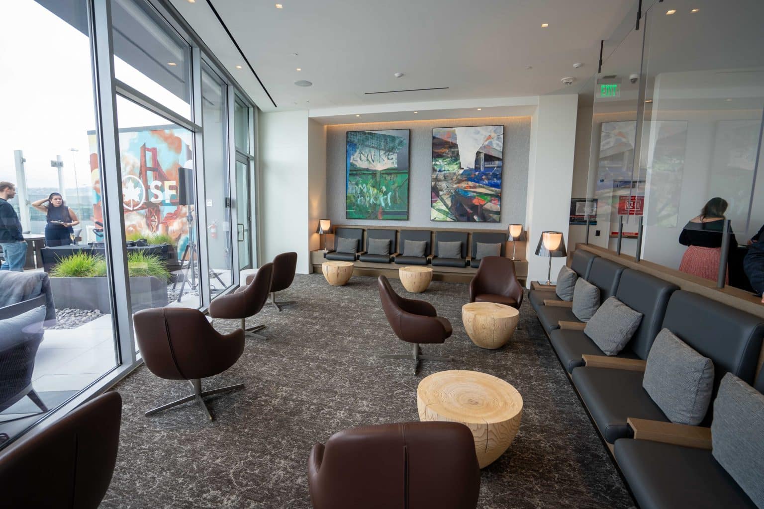 Inside the New Air Canada Maple Leaf Lounge San Francisco | Prince of ...