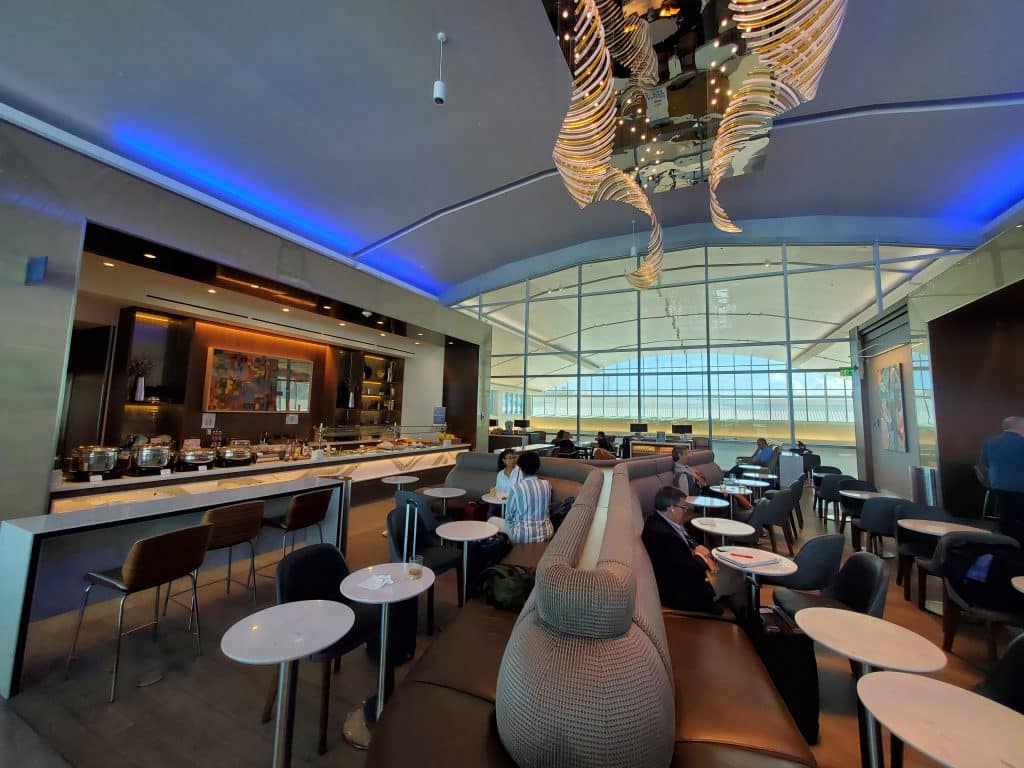 The Complete Guide to Delta One | Prince of Travel